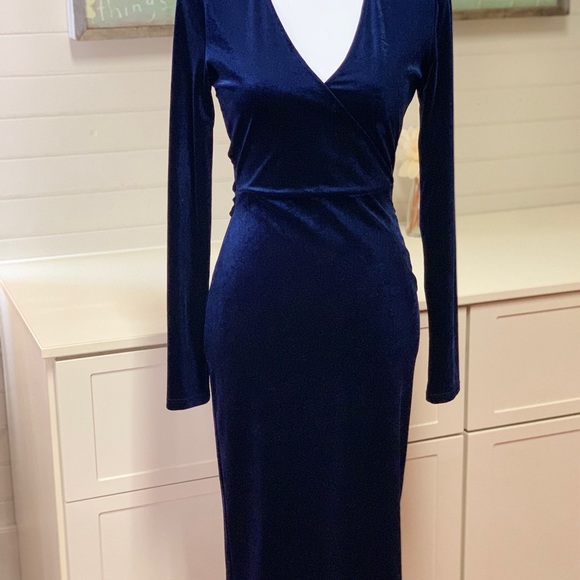 Gianni Bini | Dresses | Blue Velvet Gianni Bini Size 4 | Poshmark